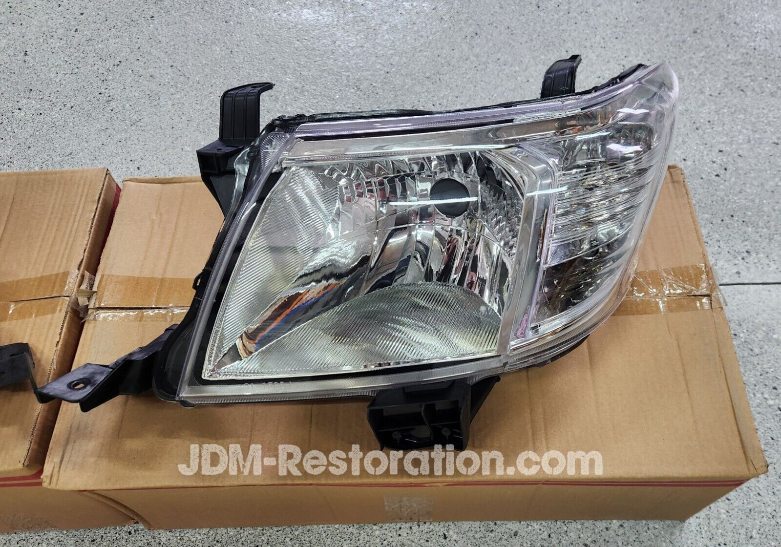 Toyota Hilux N70 Facelift 2011 - 2015 Headlight Set Workmate SR SR5 Br ...