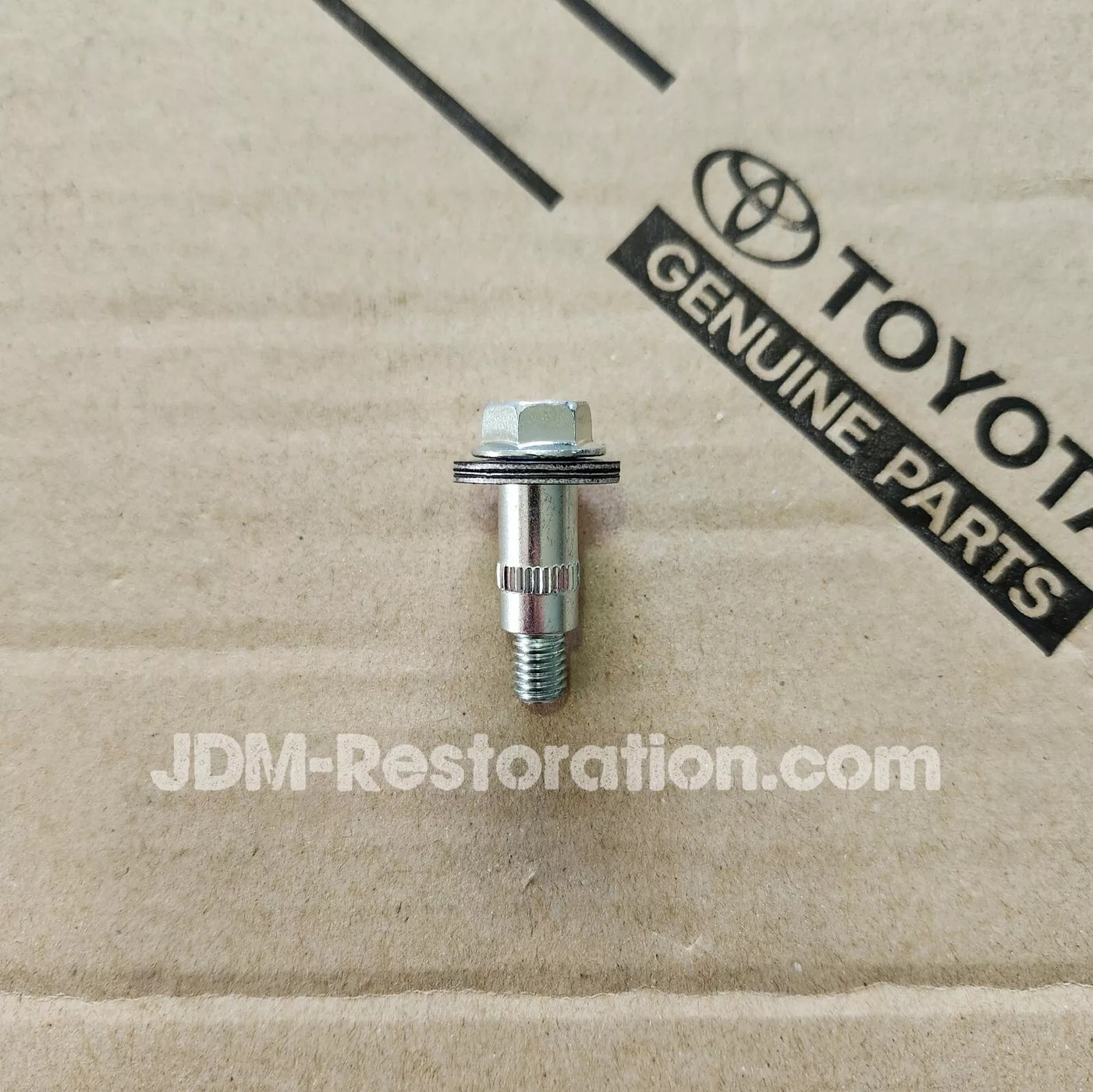 Toyota Landcruiser 1HD-FTE Valve Cover Bolt — JDM Restoration